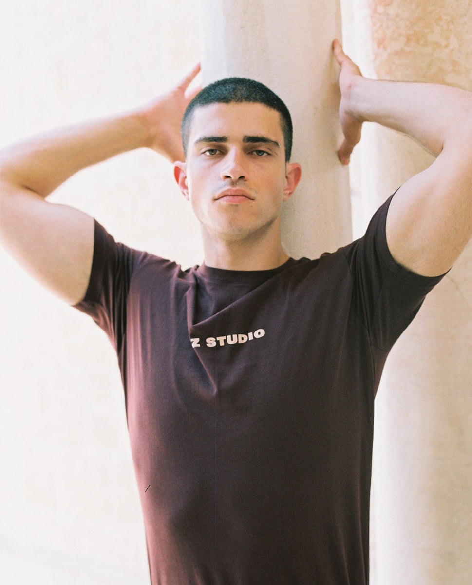 טישרט FEZ studio – Belle & Sue